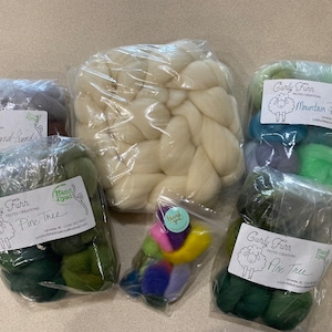 Wooly Buns Roving Fiber Sampler Gold Wool Roving Assortment - Etsy