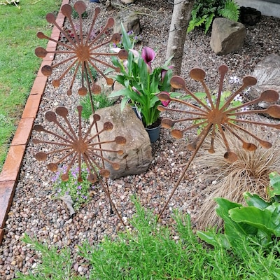 Rusty Metal Allium Sculpture / Metal Seed Head Garden Stake / Metal ...