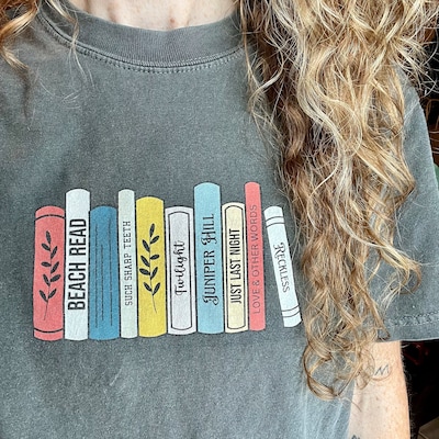 Custom Bookshelf Sweatshirt Booktok Merch Personalized Books - Etsy