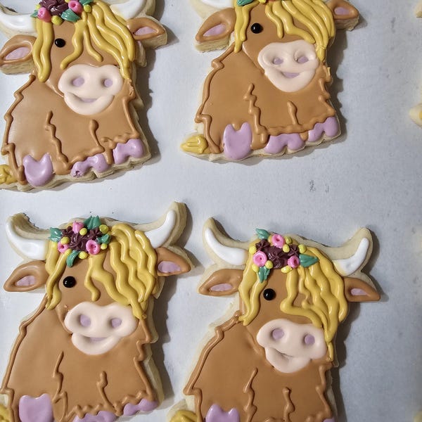 Sitting Highland Steer Cow Bull Cookie Cutter - Etsy