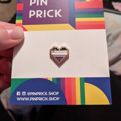 Asexual Pixel Pride Heart Pins Subtle Flag Badge Love Gift Button ...