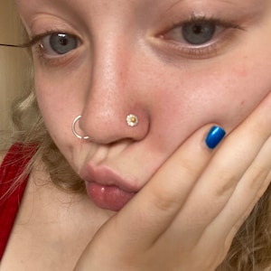 Minimal Silver Daisy Flower Nose Stud Nose Screw 20g 925 Sterling ...