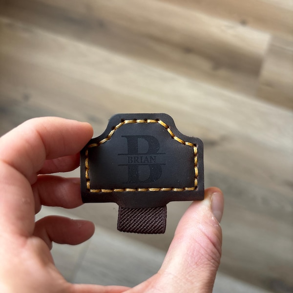 Personalized Leather Magnetic Bookmark With Pen Clip: Handmade Reader ...