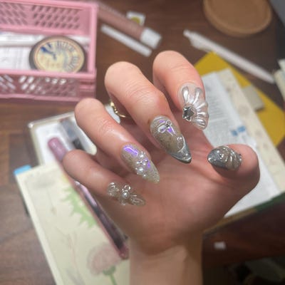 Stunning Acubi-style Nails Deep Blue Ombre Press on Nails Sparkling ...