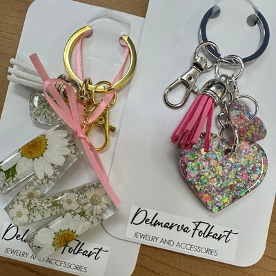 Custom Purple Flower Resin Keychain, Personalized Pressed Dried Floral ...