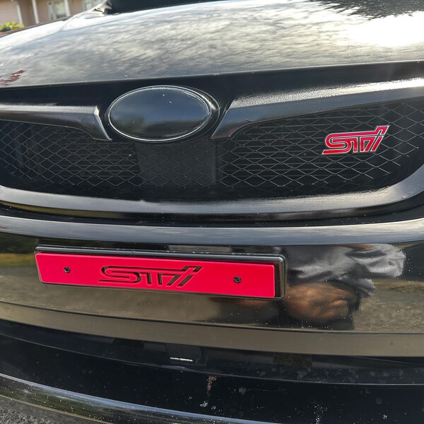 New Car Keychain Engine Piston Moving Car Guys Car Girls Exclusive Car ...