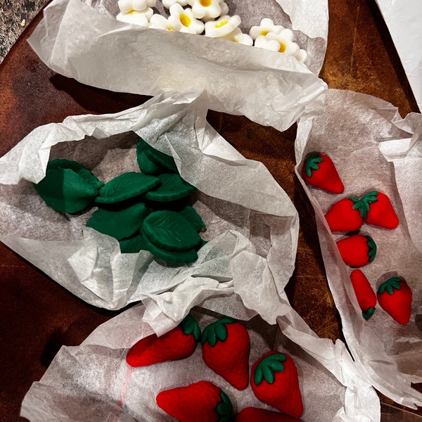 Fondant Sugar Vegetables 'peter Rabbit Garden' Theme Cake/cupcakes ...