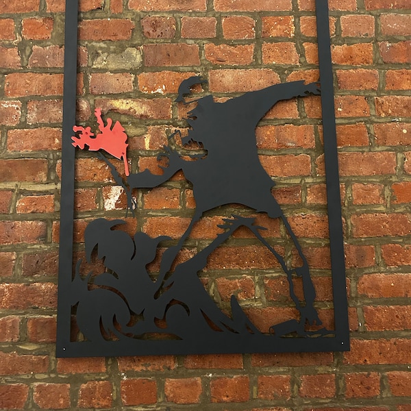 Banksy Flower Thrower Metal Wall Decor, Street Graffiti Wall Hangings ...