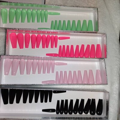 Set of 20 Handpainted Rose Red Matte Nails CHOOSE YOUR SHAPE Press on ...