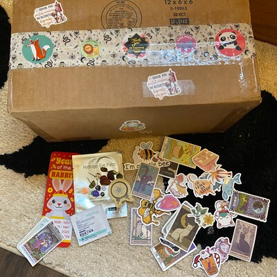 CARD DECK Buzzfeed Oracle Deck & Booklet Set standard - Etsy