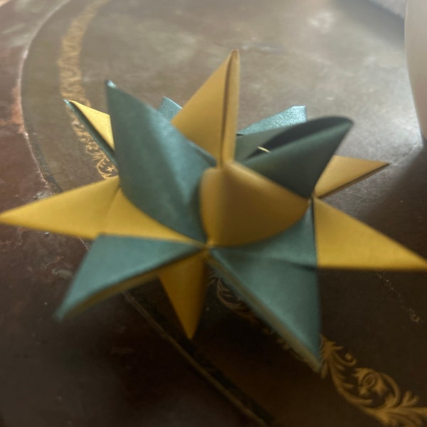 13 Red & White German Paper Stars Froebel Stars Moravian Stars Star ...