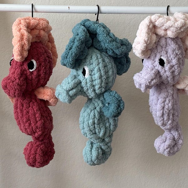 TOMMY Triceratops / Video Tutorial / Chunky Knit Triceratops Snuggler ...