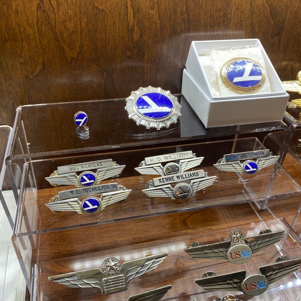 Airlines Pilot Wings Captains Gold Metal Airplane Pin - Etsy