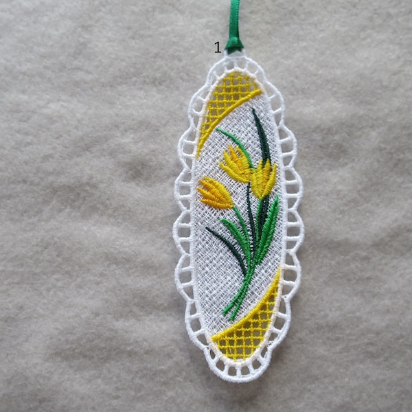 FSL Floral Bookmark Machine Embroidery Design Ornament Free Standing ...
