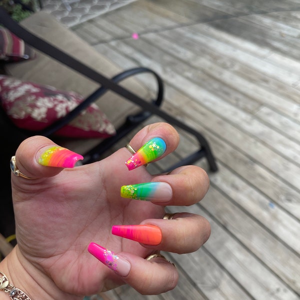 Freddy Krueger Inspired Press on Nails, Halloween Nails, Emo French Tip ...
