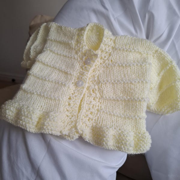 Easy Garter Stitch Woman's Chunky Edge to Edge Jacket Cardigan Pockets ...