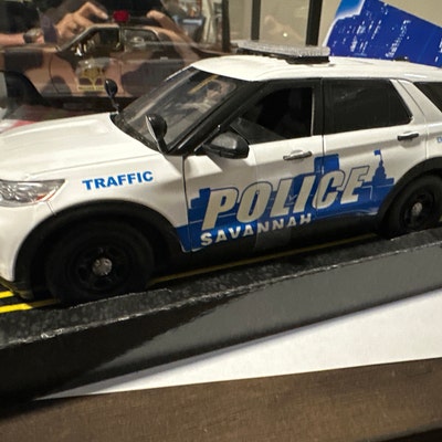 RCMP Grc Canada Police Car 2015 Ford Interceptor Utility Diecast 1:24 ...