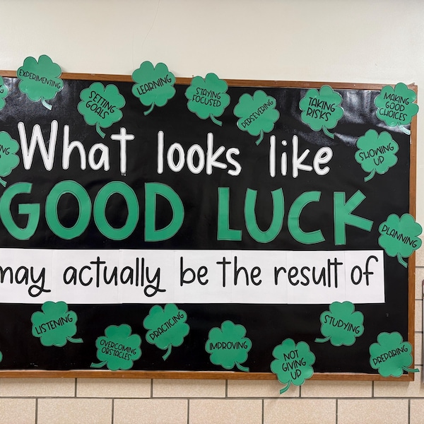 Math Symbols Bulletin Board Classroom Decorations for Elementary ...