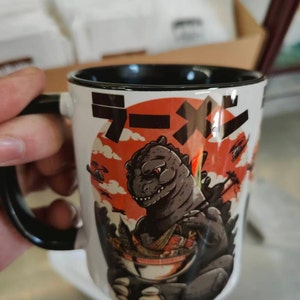 Ultraman Eating Noodles T-shirt Japanese Sci-fi Shirt,ultraman Shirt ...