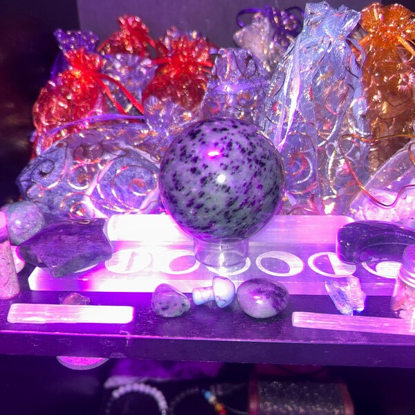 Large Stylish Yooperlite Crystal Moon Carving on Custom Stand 756g Uv ...