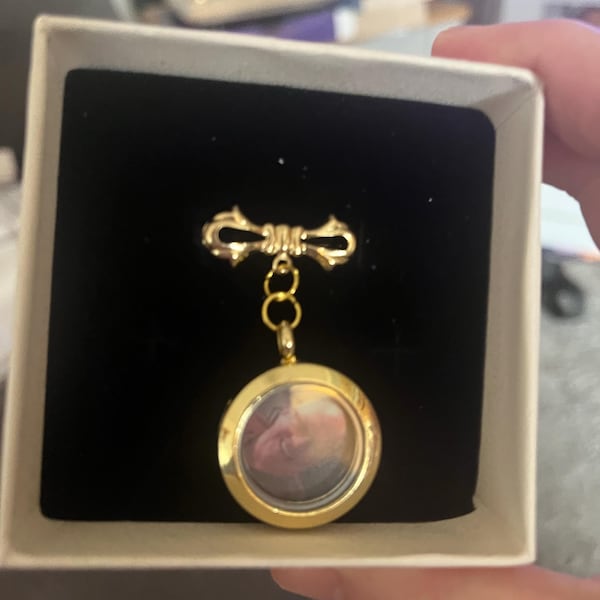 Custom Photo Wedding Lapel Pin, Stainless Steel Picture Brooch for ...