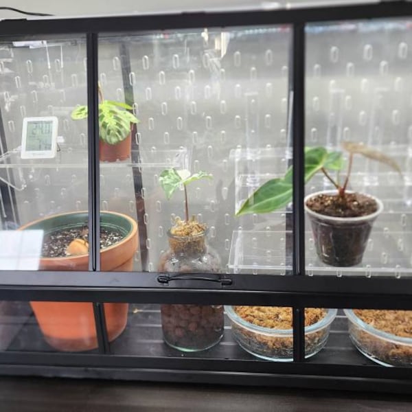 AKERBAR Desktop Greenhouse (25in) Pegboards and SKADIS Accessories for ...