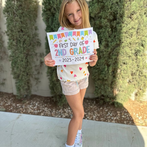 Girl First Day of 2nd Grade Sign INSTANT DOWNLOAD Photo Prop First Day ...