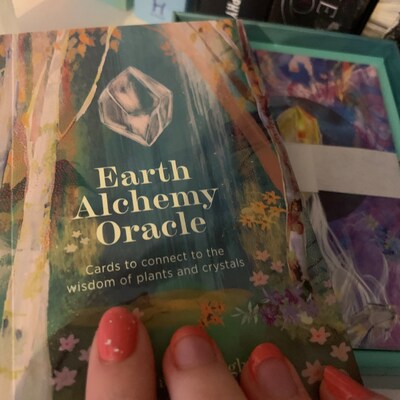 Earth Alchemy Oracle Deck With Plants, Flowers and Crystals, Botanical ...
