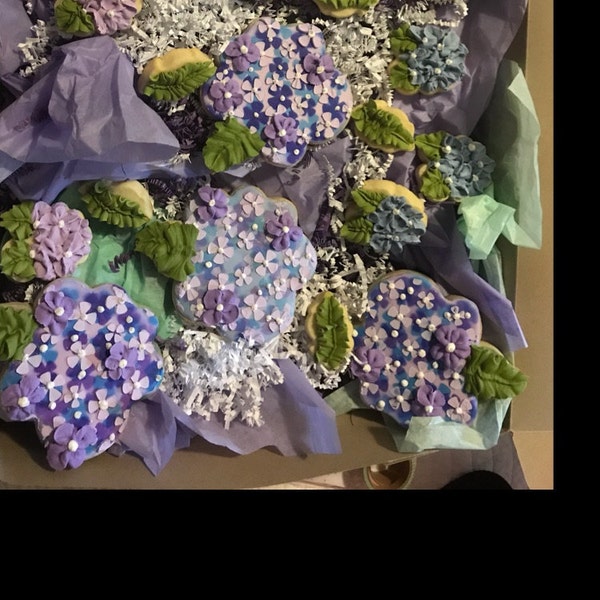 Hydrangea Cookie Cutter & Fondant Cutter by the Cookie Artisan ...