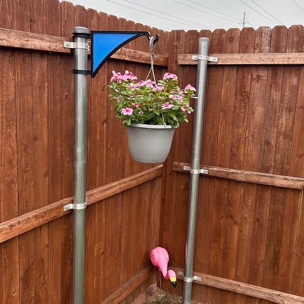 2 PCS Hangs EZ Fence Post Hangers With Ivy Inserts(plant Hanger, Garden ...