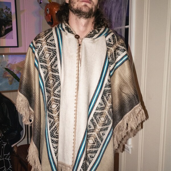 100% Wool Poncho Style Mapuche Made in Ecuador by Milmarte - Etsy