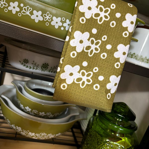 Pyrex Pink Daisy WAFFLE WEAVE Dish Towels 16x25 Gift Vintage Lover Hand ...