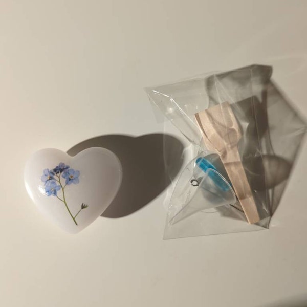 Small Forget Me Not Heart Pocket Urn, Memorial Ashes Keepsake Mini Urn ...