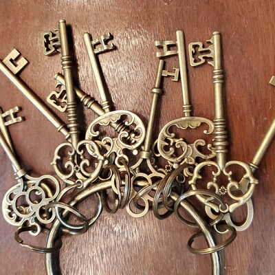 12 Large Skeleton Key Collection Antiqued Brass Double Sided - Etsy