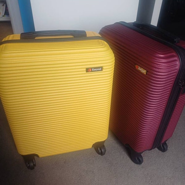 Easy Travel Soft Shell Lightweight Suitcase Luggage With 4 Wheels and ...