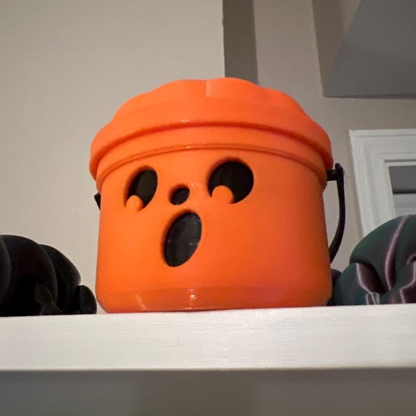 3D Printed Halloween Fidget Figures With Pumpkin Bucket: Special ...