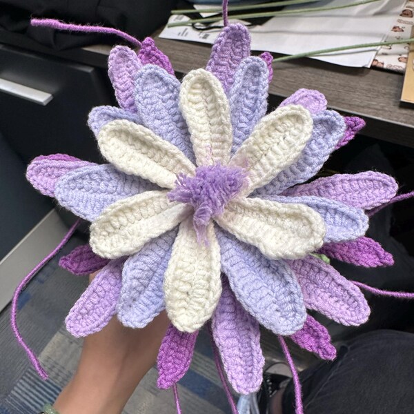 One Lily With Bud,crochet Lily Flower Bouquet, Stargazer Lily, Hand ...