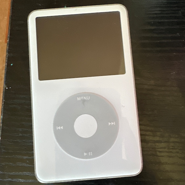 Apple Ipod Video 5th Generation Classic 30GB A1136 W/ New Battery ...