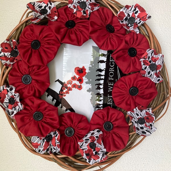 Lest We Forget Remembrance Wreath Sign, Poppy Day Sign, Round ...