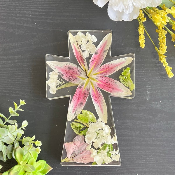 Custom Resin Floral Table, Flower Preservation, Floral Preservation ...