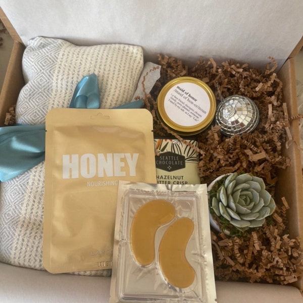 New Employee Gift Box | New Hire Gift | Welcome to the Team | Admin Day ...