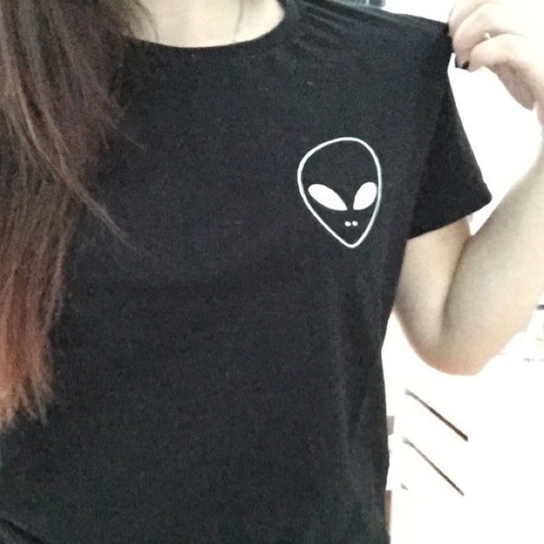 Alien Pocket Tee Alien Shirt - Etsy