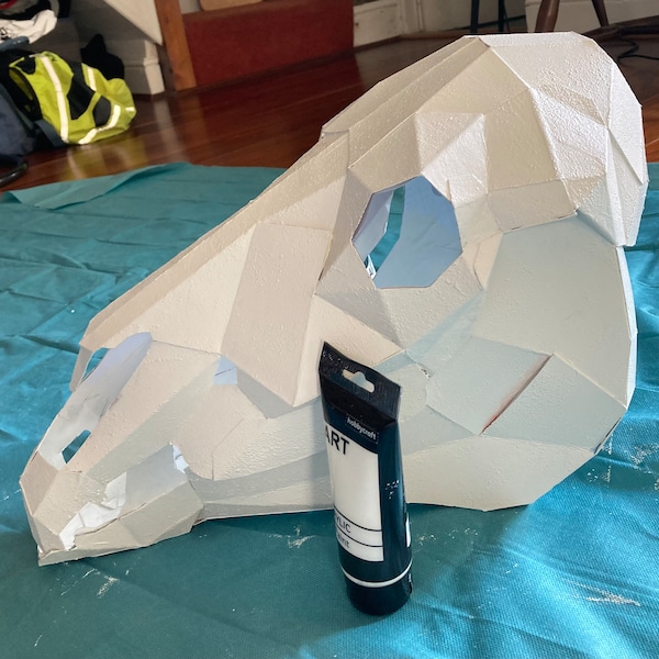 Animal Skull Mask Papercraft Set, Crow, Cat, Bull, Stag, Low Poly Paper ...