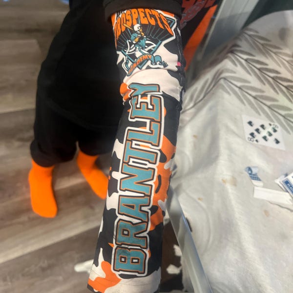 Express Digi Camo Custom Arm Sleeves Baseball Softball Basketball ...