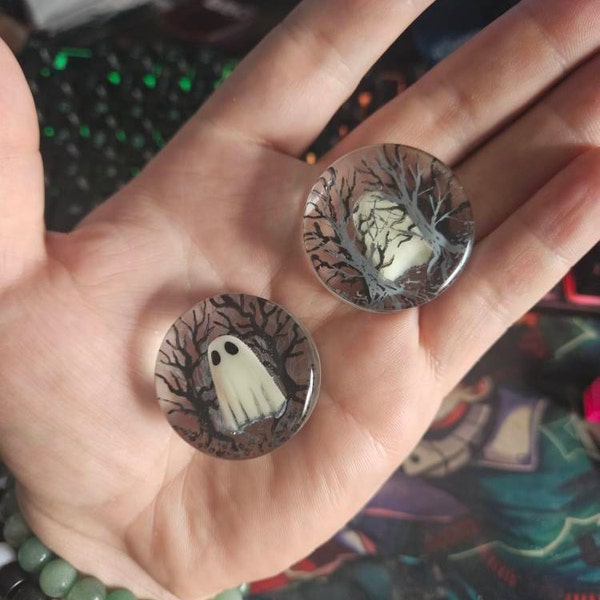 Glow in the Dark Ghost Plugs – Spooky Halloween Jewelry - Etsy