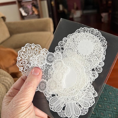 Paper Doily Pack 10 PC. Finely Detailed Paper Doilies. - Etsy