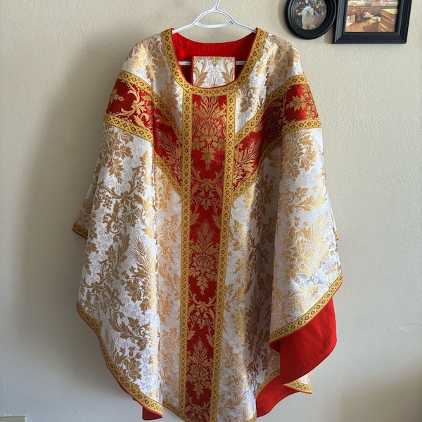 Traditional Priest Alb With Pleats, White Alb, Albs for Priest ...