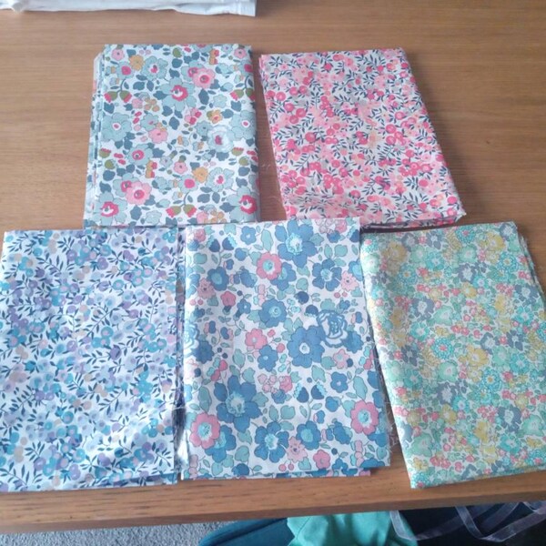 Genuine Liberty of London Tana Lawn Fabric, Isla Rose, Multicoloured ...