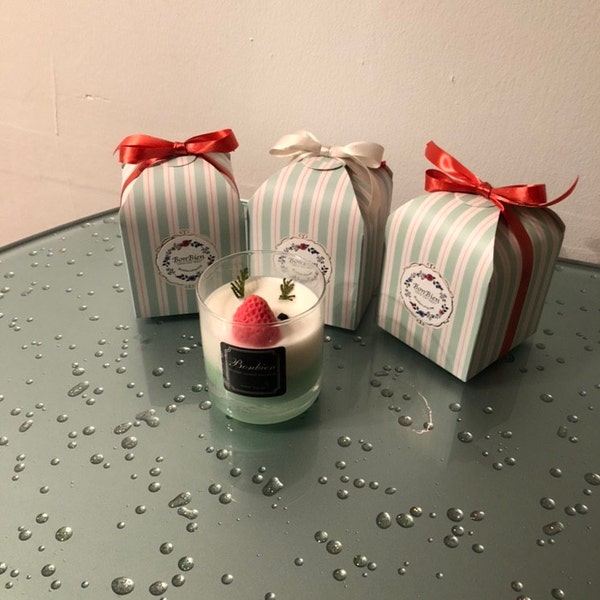 Merry Go Round Crystal Soy Candle// Dry Flower Soy Candle - Etsy