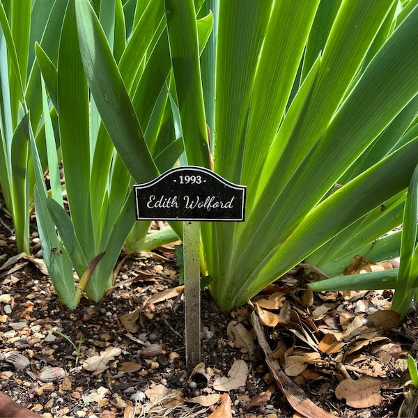 Custom Garden Stakes, Flower Labels, Plant Name Tags, Identification ...